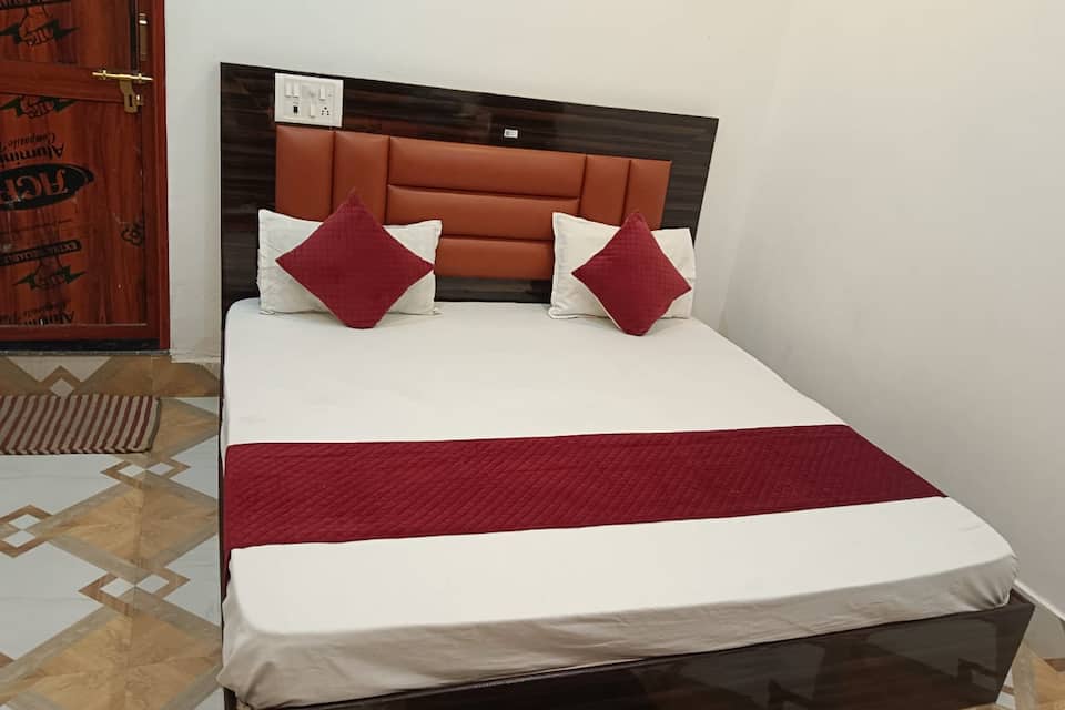Budget Hotels In Ayodhya | Price Starting at ₹370 | Best Price Guaranteed